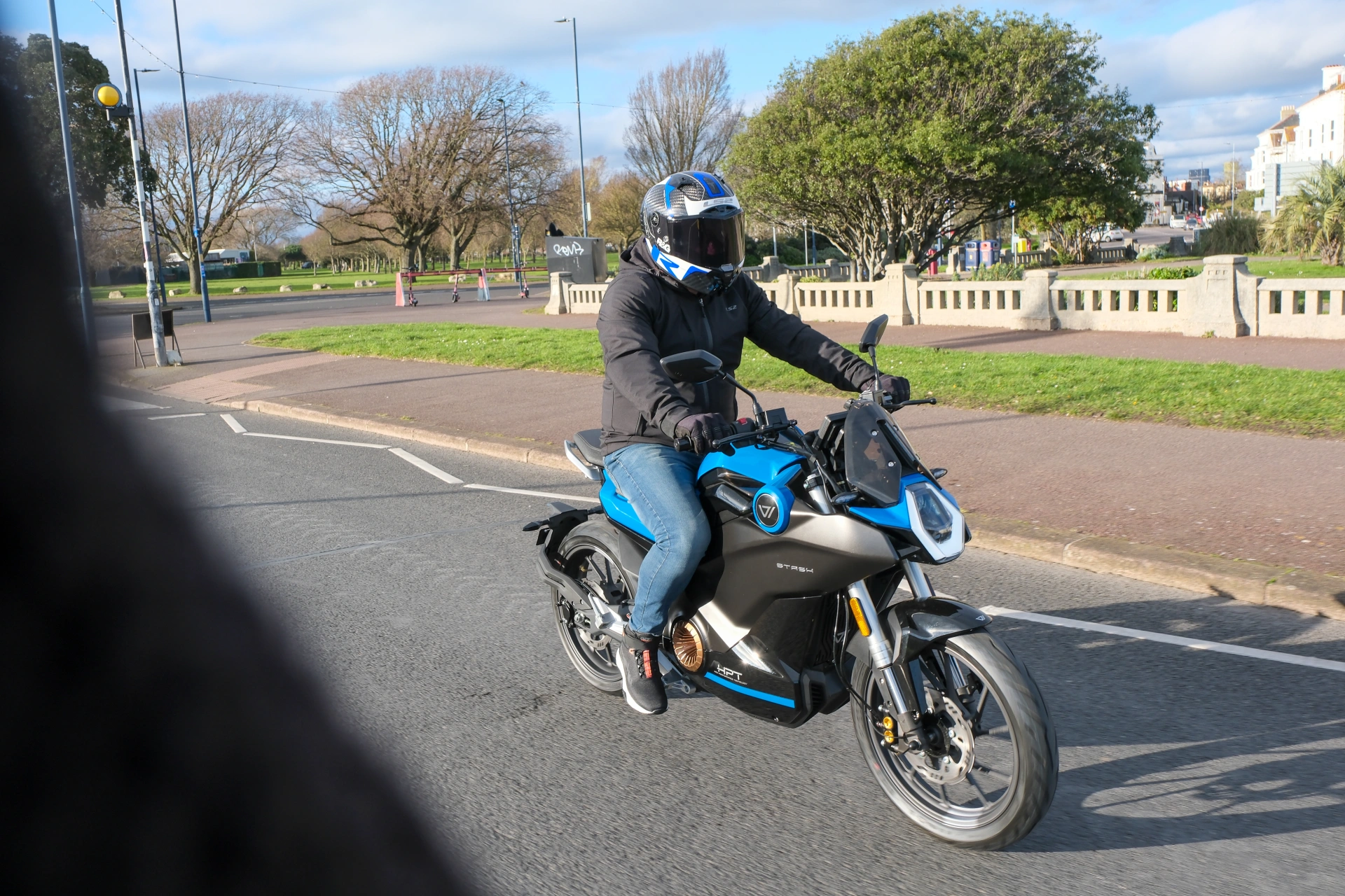 Super Soco STASH Precio, Ficha Técnica y Opiniones | MotosElectricas.Tech